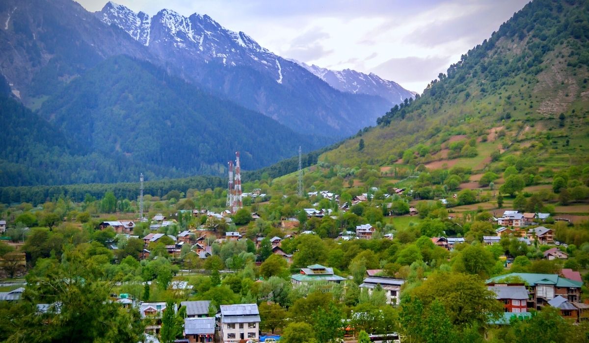 KASHMIR INCREDIBLE TOUR - Kashmir Travel Mart